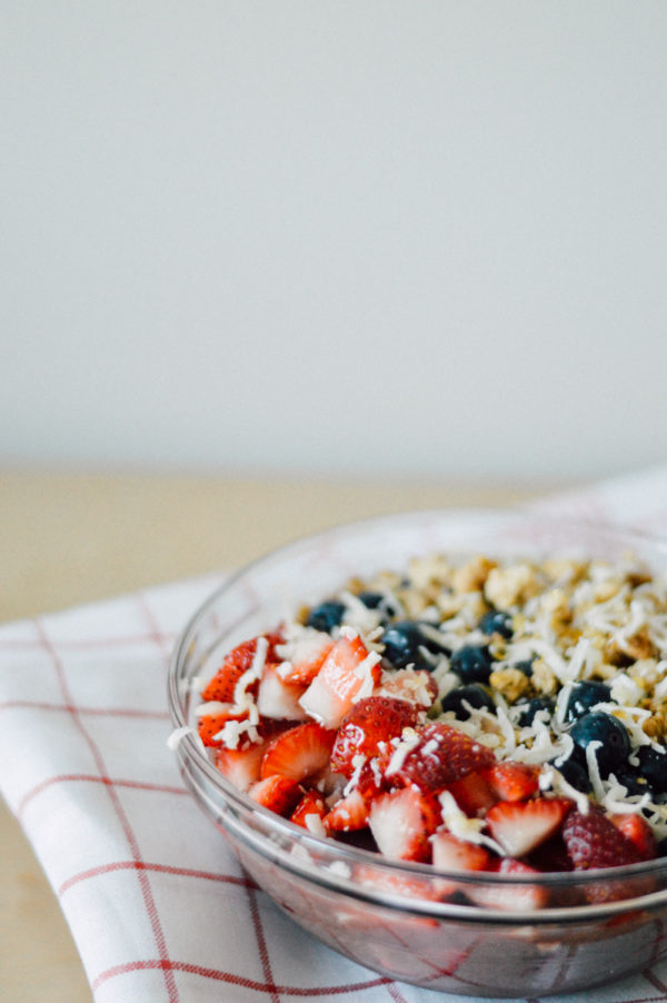 Easy Açai Island Bowl: Backyard Bowls Recipe | by gabriella