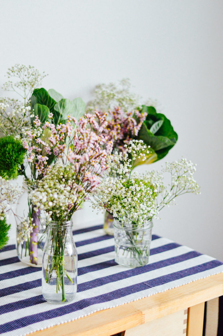 5 Mini Floral Arrangements for Less Than $25 | By Gabriella