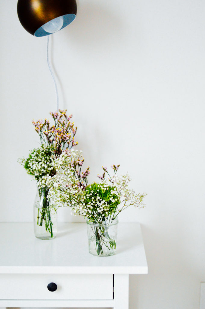 5 Mini Floral Arrangements for Less Than $25 | By Gabriella