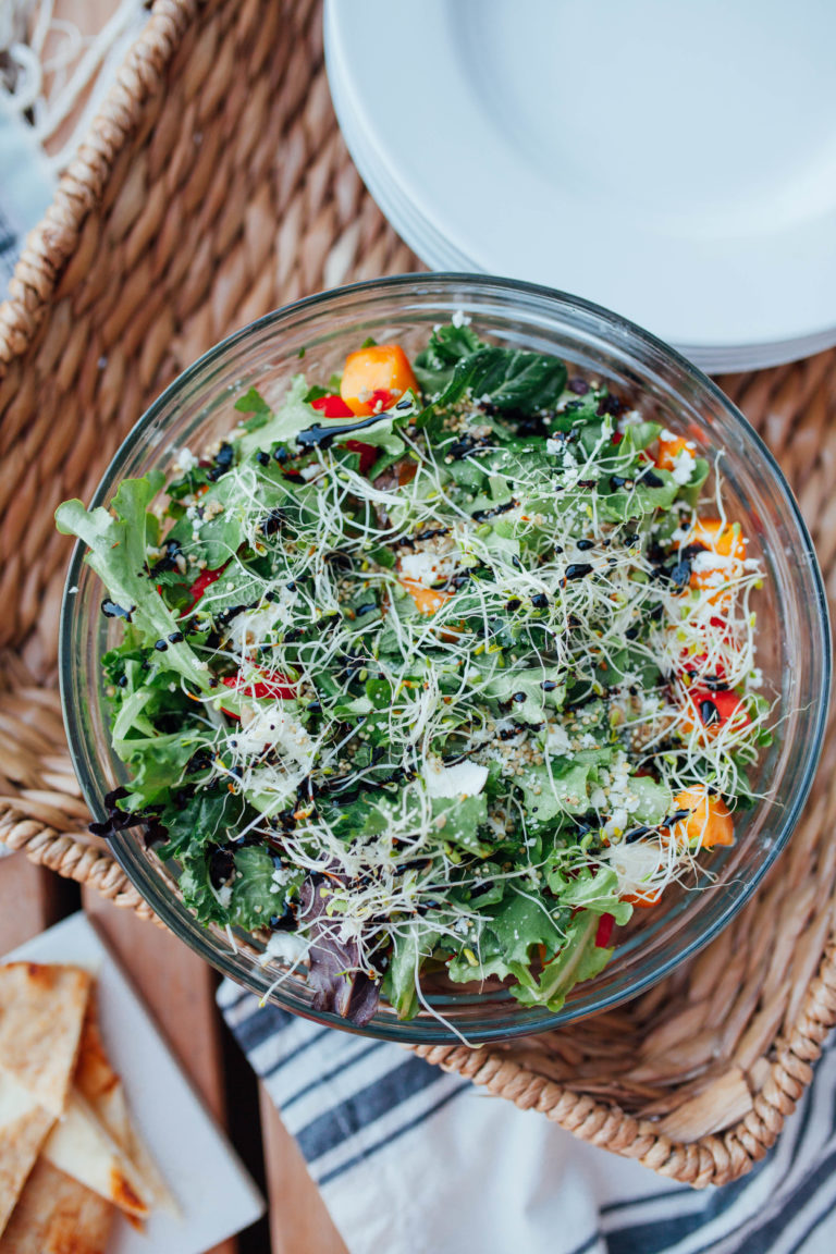 Al Fresco Dinner for the Gals (& how to throw your own!) | By Gabriella