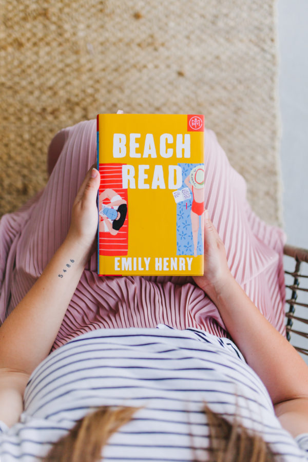 27 Summer Books to Read on the Beach This Year - By Gabriella